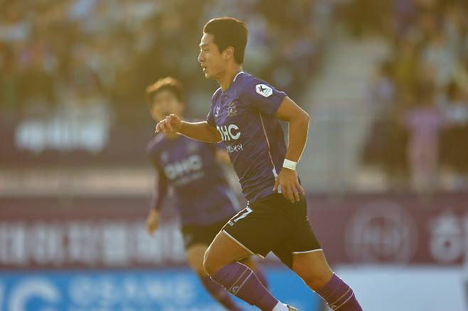 ‘전북 격침’ 대전 김준범, K리그1 34R MVP... K2는 안양 유정완