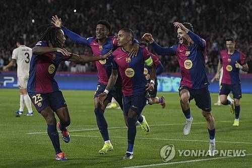 김민재 4실점 대패에도 수비진에선 그나마 최고평점 바르셀로나 뮌헨