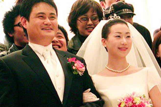월 5000만원 버는 아내 때문에 백수인데도 꿀 빠는 인생이라는 연예인 뉴스에이드