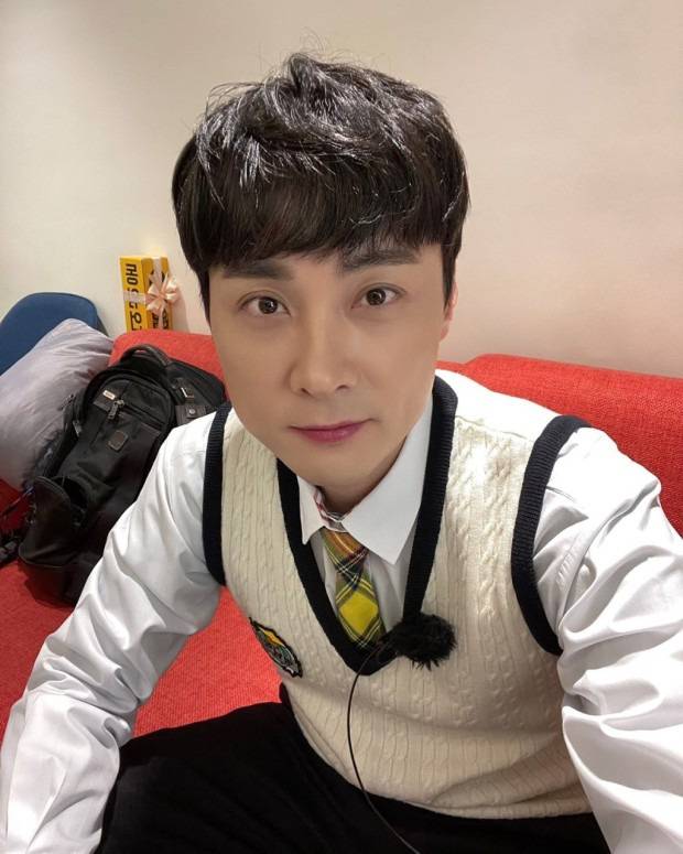 Pd ️ 결혼 발표한 지 얼마 안 됐는데 겹경사 터진 탑연예인 스포엔 뉴세이