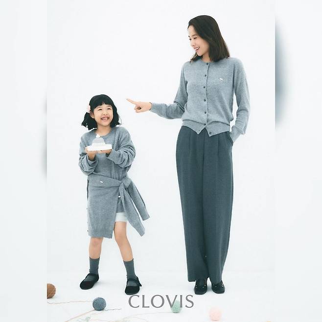 조윤희 딸맘의 로망 포근한 시밀러룩 화보 공개 라이프업