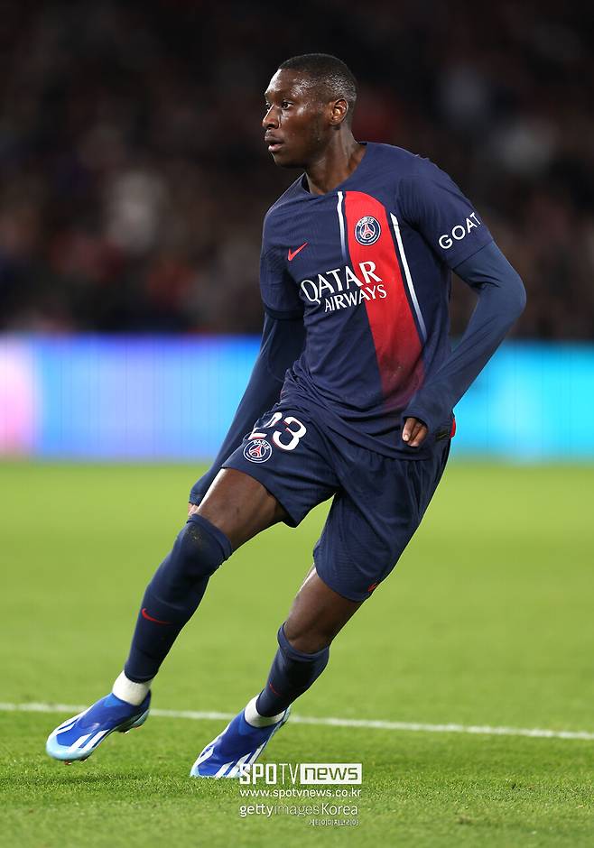 이강인 때문에 이적 결심psg 천문학적 손실 감수하고 충격 매각 추진