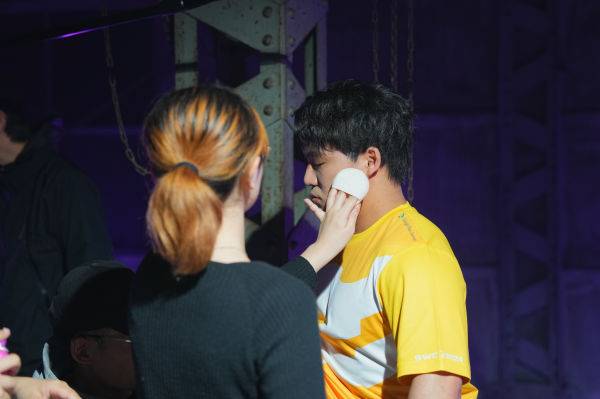 컴투스, 'SWC2024' 출전 12인 프로필 촬영 현장 공개