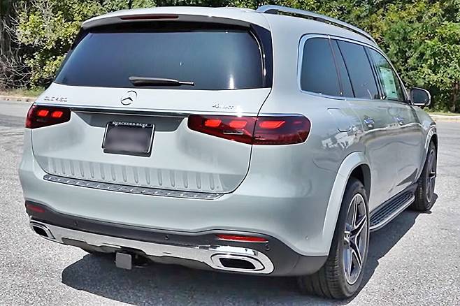 "660만 원 인하! 벤츠 ‘GLS 450 4MATIC’ 매력적인 가격에 ‘대형 SUV’ | 오토카뉴스