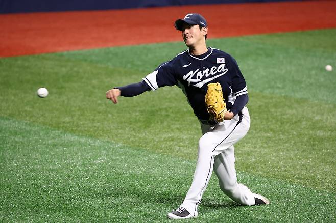 프리미어12 한국 대만전 매진 열기 후끈고영표 Vs 린위민 선발 맞대결