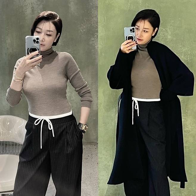 변정수 뭘 입어도 모델 핏 화이트 드로스트링 팬츠 센스 블랙 미니멀 코트룩 패션엔