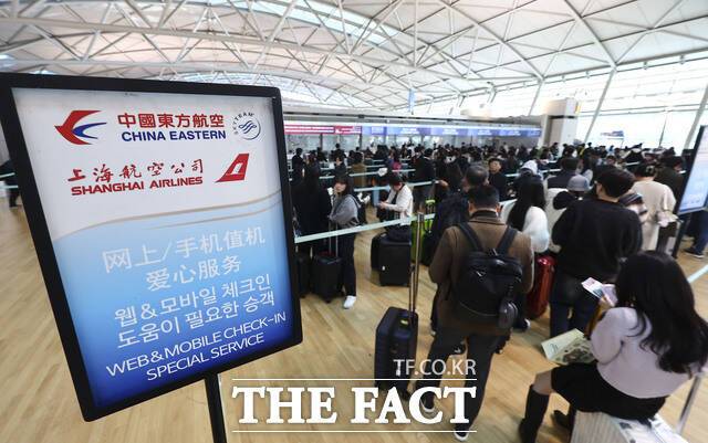 中 무비자 입국 일주일웃음 짓는 여행 업계