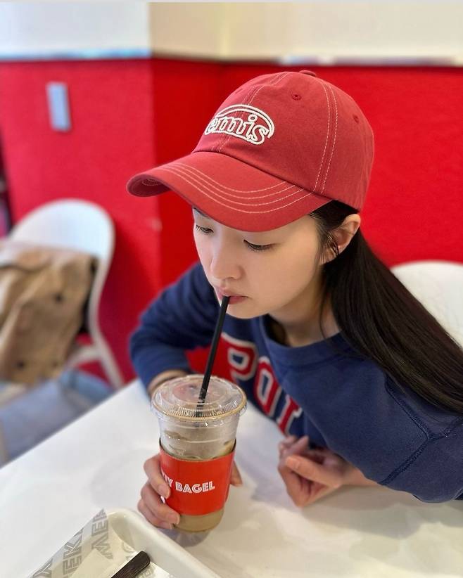 전진 아내 류이서 로맨틱한 호박 치마 맨투맨 딸랑 입은 펌킨 롱스커트룩 뷰티는 내운명
