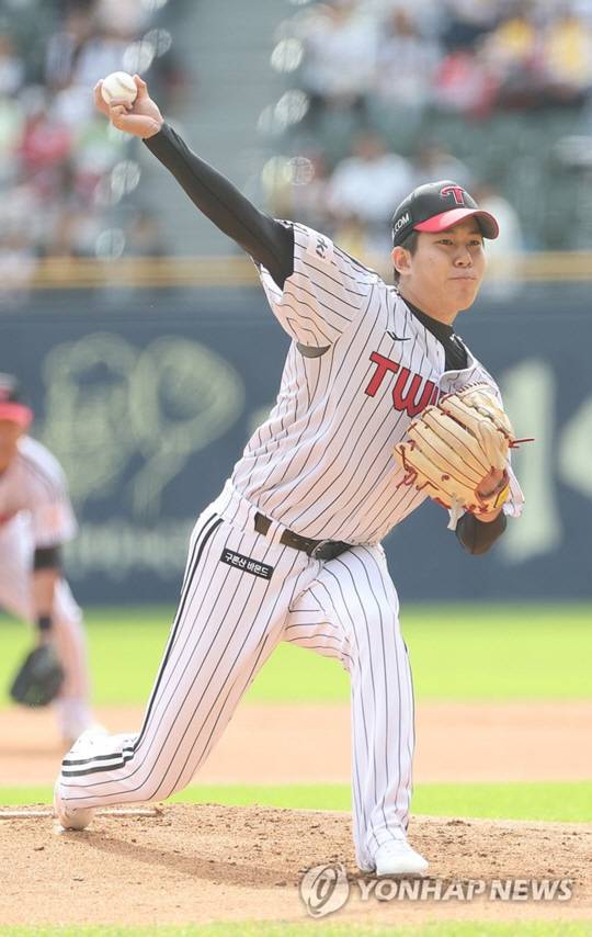 KIA, FA 이적 장현식 보상선수로 LG 우완 강효종 지명