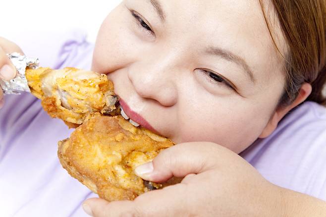 간에 지방 많이 쌓였다고 간암 왜” 암 키우는 가장 나쁜 식습관은