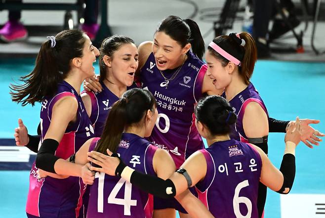 배구여제도 예상 못 한 8연승 김연경 우리에겐 시간이 필요했다 Is 인터뷰