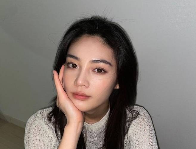 정년이 홍주란으로 빵 떠오른 배우 우다비 일상 스타일링 헤어핏