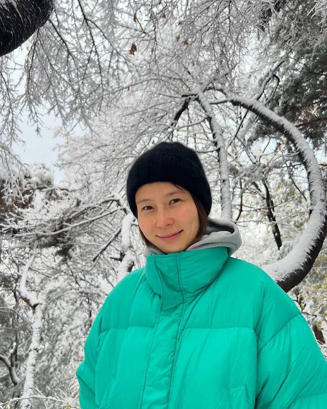 김나영 첫눈 코디는 이렇게 가디건과 패딩 팬츠 스타일링 라이프업