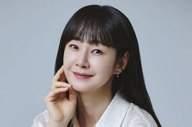 생활고로 가방 팔아 생활비 마련 했다는 여배우 근황 스타픽
