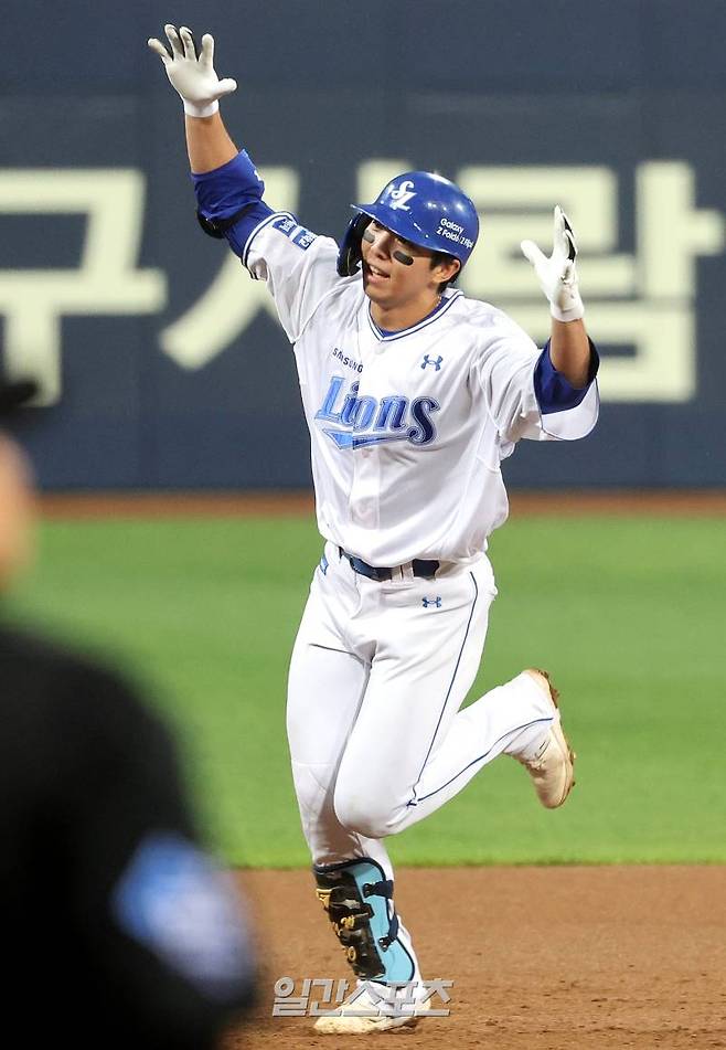 포스트 이승엽 잠재력 엿보인 영웅의 28홈런 레전드 코치도 삼성 대표할 홈런 타자 될 것 기대