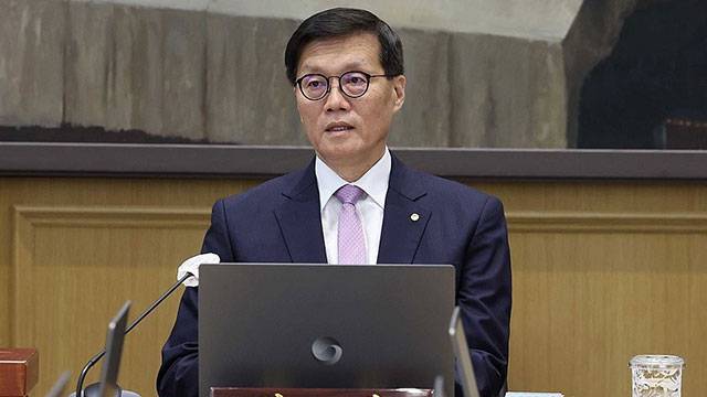 한은 총재 비상계엄 경제성장 전망에 영향 줄 정도는 아냐새 충격 없다면 환율 천천히 이전 수준 회복할 것”