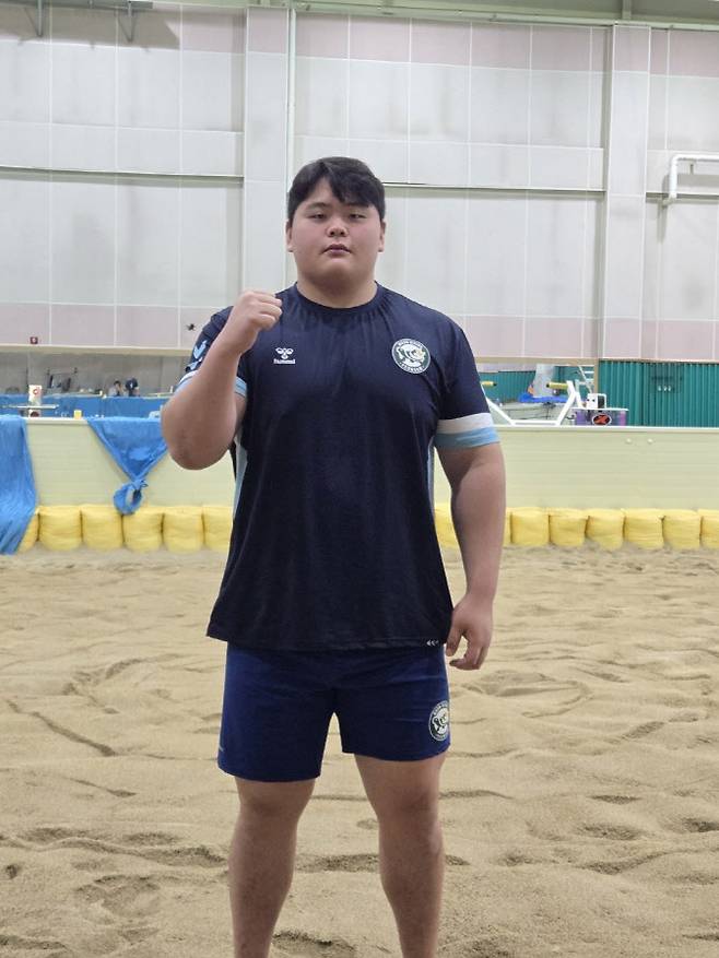 올해만 7관왕모래판 괴물 김민재 전설 이만기 장사 넘고 싶어요