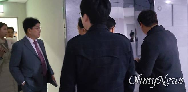 현장영상 부역자 지하통로로 간 국힘 의원들