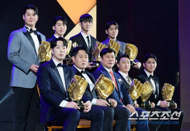 우승팀 Kia 잔치 대반전 주인공 탄생 골든글러브 접전 포지션 누가 수상할까