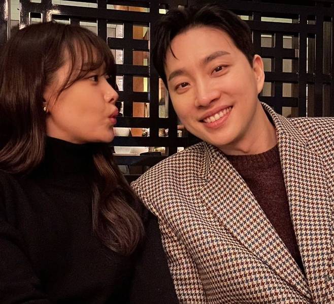 박위♥송지은 결혼 2개월차 신혼인데 생이별이라니 남편은 대구 아내는 미국행