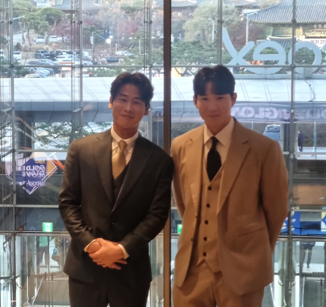 골든글러브 경쟁자이자 ‘동료서로를 인정한 박찬호·박성한 스경x현장