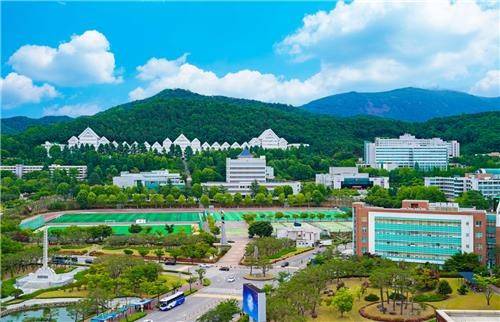 조선대 의대생 676명 휴학 승인재적생 90％