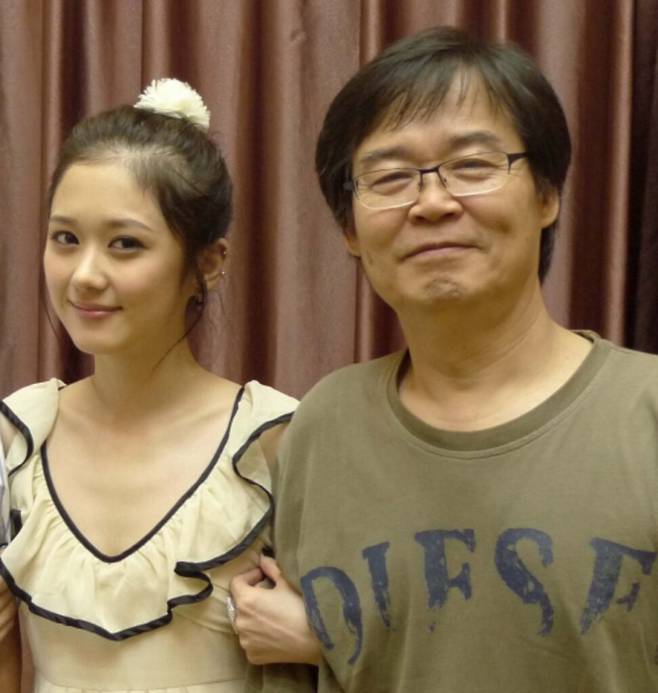 잉꼬 부부인 줄 알았는데 4년째 가출” 고백 셀럽스케치