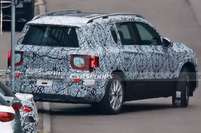 이 車는 엄마들이 더 좋아하겠다 풀체인지를 앞둔 신형 Suv 테스트카 등장 토픽트리