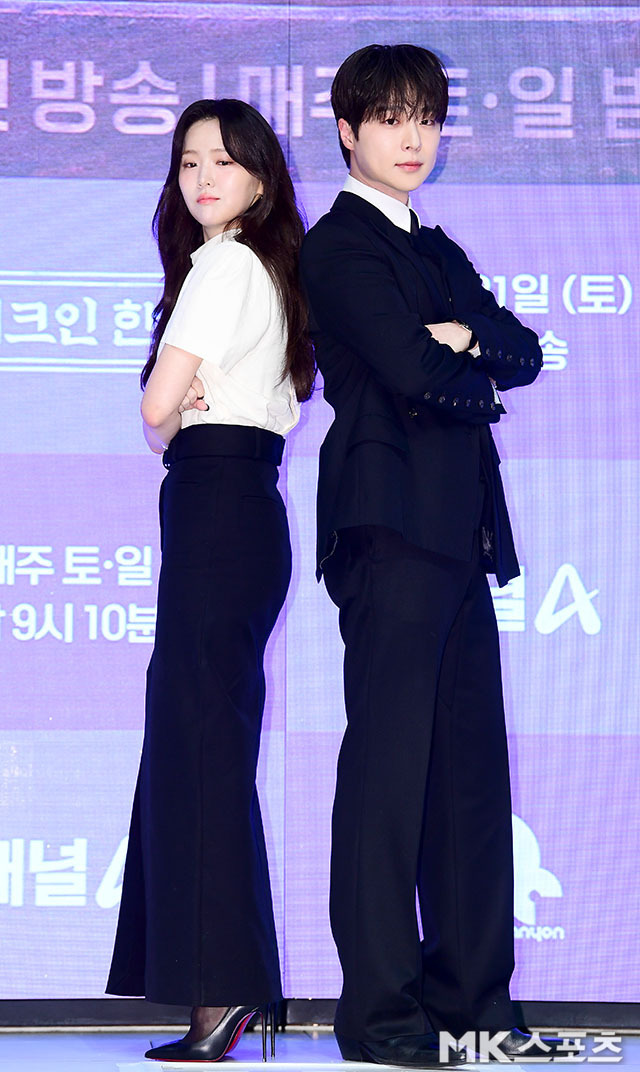 배인혁 오똑한 조각 미남 눈길이 가는 보조개와 댄디한 슈트 셋업룩 뷰티는 내운명