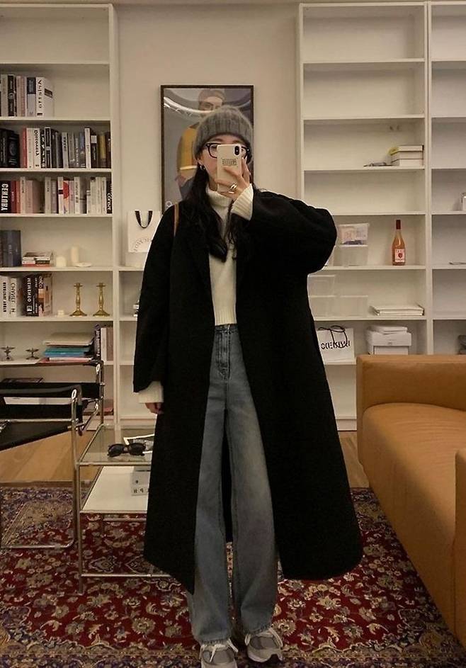 롱패딩만큼 따뜻하고 예쁘기까지한 롱코트 코디 파이베트