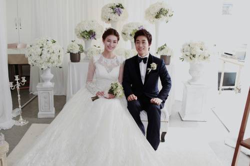 42살 밖에 안됐는데딸이 손주를 낳아서 할머니된 연예인 필더무비