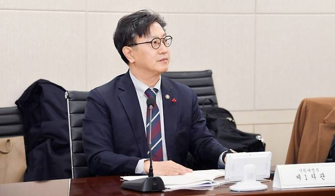 해외 다녀올 때 술 2병면세 주류병수 제한 완화될듯