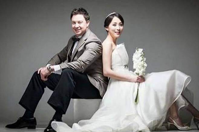 친정엄마의 결혼 반대 지금 남편과 저택에 산다 셀럽스케치