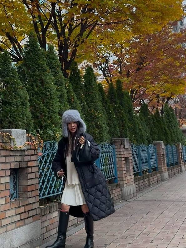 황신혜 올겨울 필수템은 퀼팅 재킷 나들이룩 추천 스타와 라이프