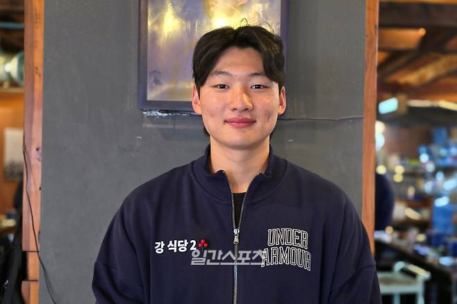 일본→호주 바쁜 겨울 보낸 아기사자 육선엽 외국 선수·코치들 만나 많이 배웠어요 Is 인터뷰