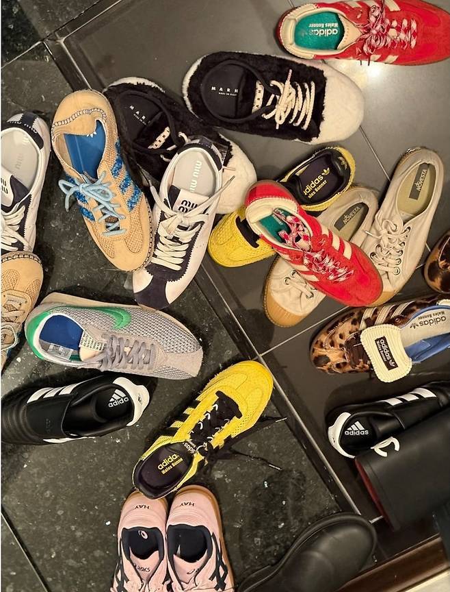 최은경 옷 잘 입는 아나운서 머리부터 발끝까지 빛나는 패션 센스로 시선 올킬 스타와 패션