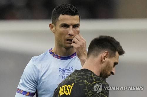 Goat는 메시 아니라 호날두아르헨티나 레전드 충격 발언→대체 왜