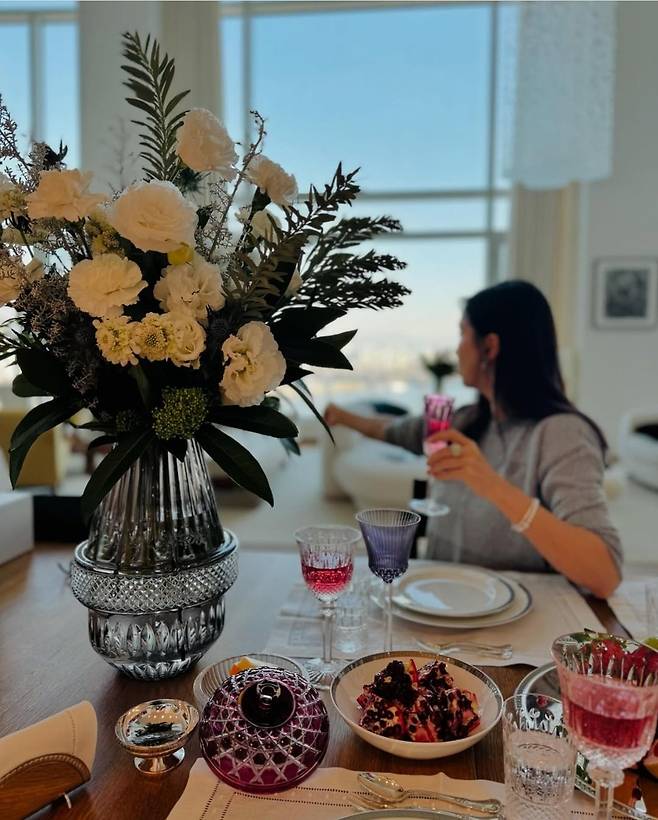 고소영 ♥장동건과 15번째 성탄절 보낸 청담동 사모님 우아함이 철철 니트룩 뷰티는 내운명