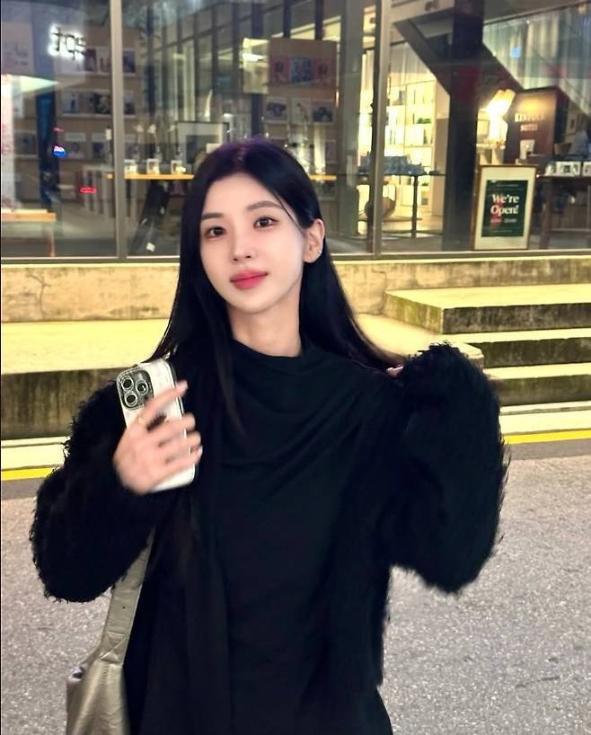 강석우 딸 강다은 반짝반짝 빛나는 미모가 다 한 블랙 패션 클래스 스타와 패션