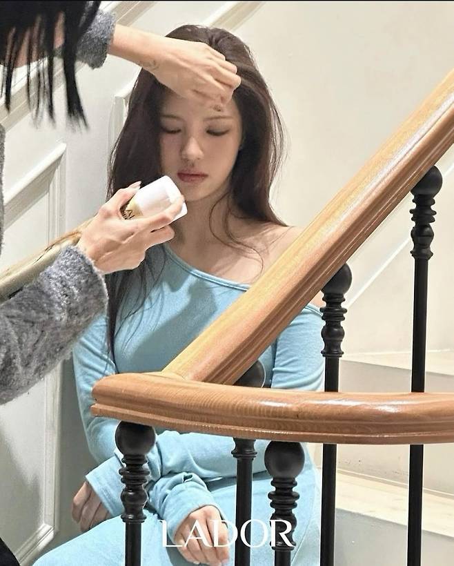 한소희 닮았다는♥유병재 9살 연하 이유정 청순 원숄더 원피스룩 뷰티는 내운명