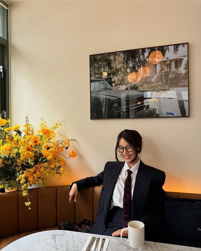 한지혜 1년 넘게 신은 200만원대 부츠로 고급스러운 룩 완성 슈트 셋업에 찰떡 스타와 라이프