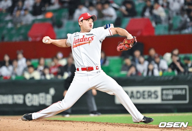 최저 연봉에 12홀드 12세이브 김택연과 신인왕 경쟁한 리그 최강 가성비 마무리 1억 연봉 고지 밟을까