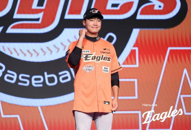 한화 우승 기여 신인왕 목표 160㎞ 도전 정우주 간절히 기다린 2025년