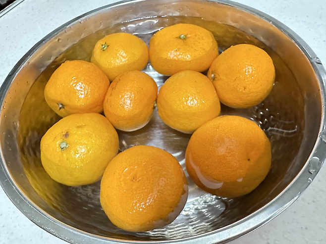 맛없는 귤이 맛있어지는 데 걸리는 시간은 10분이면 가능해요 생활의지혜