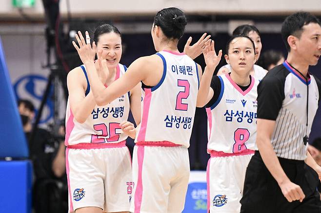 [WKBL 3라운드 리뷰] ‘승-패’ 반복한 용인 삼성생명, 화끈했던 공격력 보였다