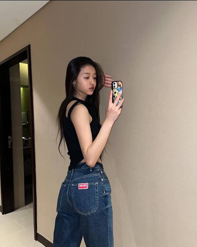 진짜 키 알려달라쇄도159cm 놀라운 비율 밝힌 연예인 데님룩 뷰티는 내운명