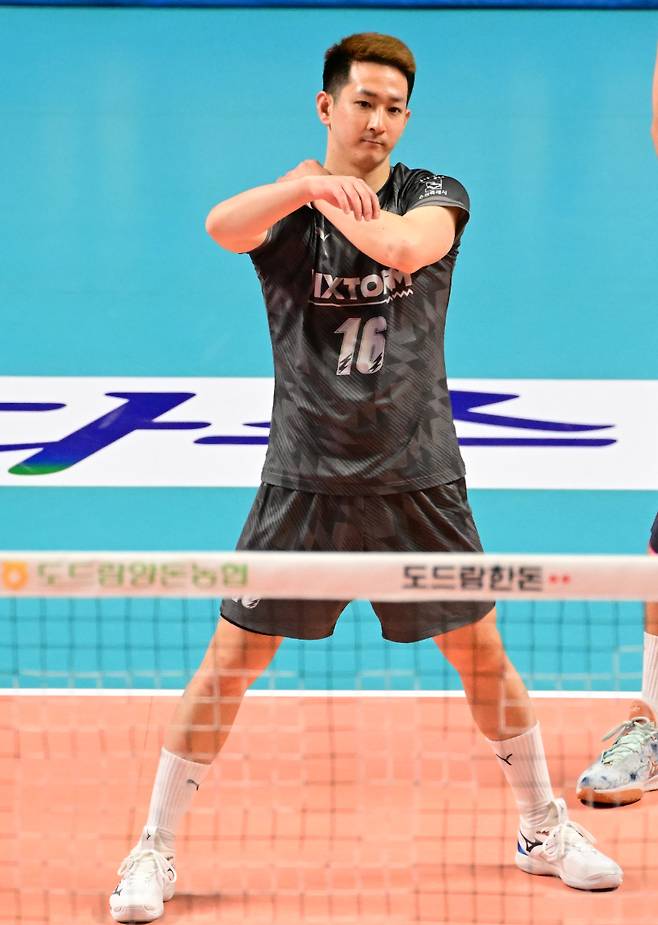후반기 반격 준비 대한항공 특급 리베로 료헤이 영입감독도 만족