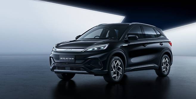 테슬라 안착한 韓에 이달 Byd 상륙전기차 빅2 격전장 됐다