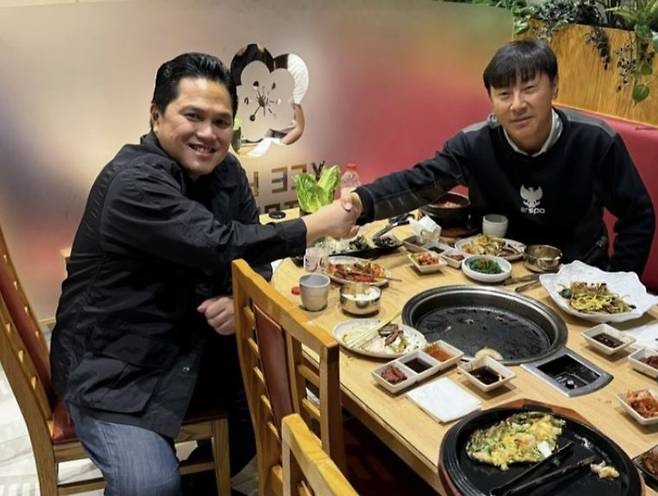 신태용 경질 ‘51시간 만에 새 감독 선임인도네시아 최악의 각본 팬들도 비판 세례