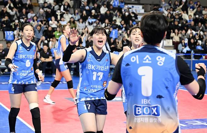 현대건설전에 이어 기업은행전까지 7승 페퍼저축은행 벌써 시즌 두 번째 2연승 달성